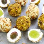 Easy Goat Cheese Grape Balls Recipe (with Video) | TipBuzz