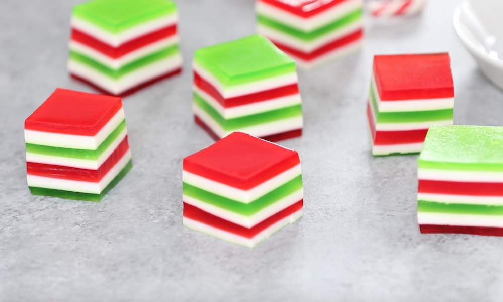 How to Make Layered Jello Shots Recipe (with Video) | TipBuzz
