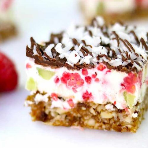 Raspberry Coconut Magic Bars (No Bake) - TipBuzz