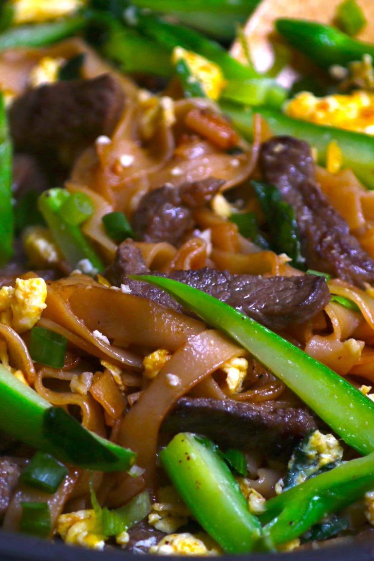 Thai Beef Pad See Ew - TipBuzz
