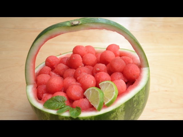 Incredible Watermelon Basket Recipe (with Video) | TipBuzz